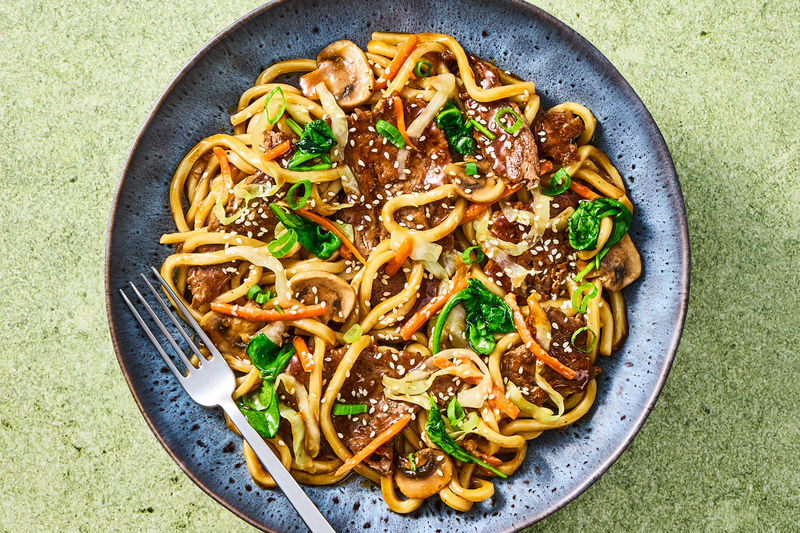 SuperQuick Teppanyaki-Style Beef Udon Noodles Recipe | HelloFresh