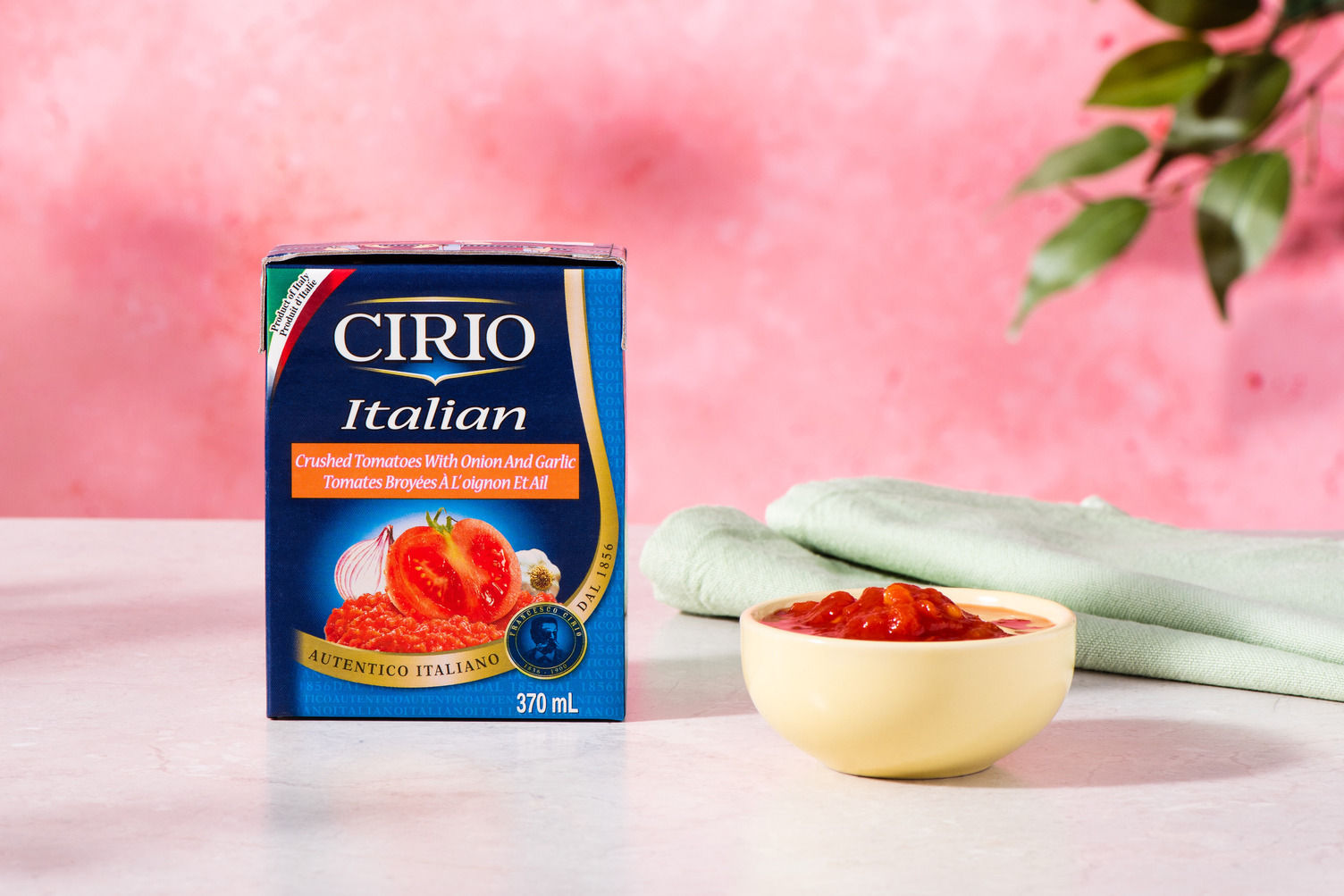 Crushed Tomatoes with Onion & Garlic Recipe | HelloFresh