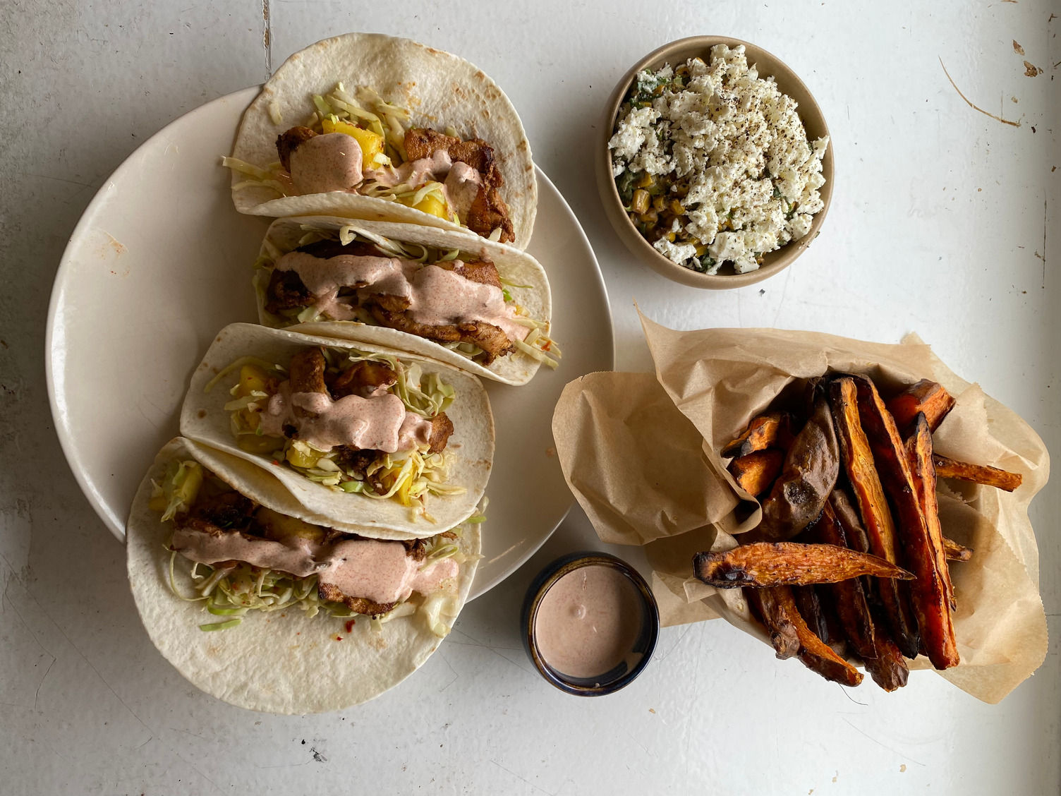 Mexican smoky chicken tacos | HelloFresh