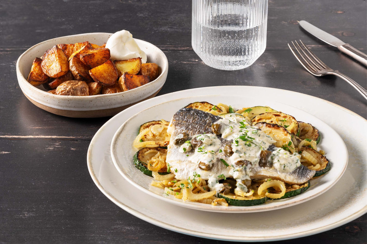 Doradefilet met romige kappertjes-citroensaus Recept | HelloFresh