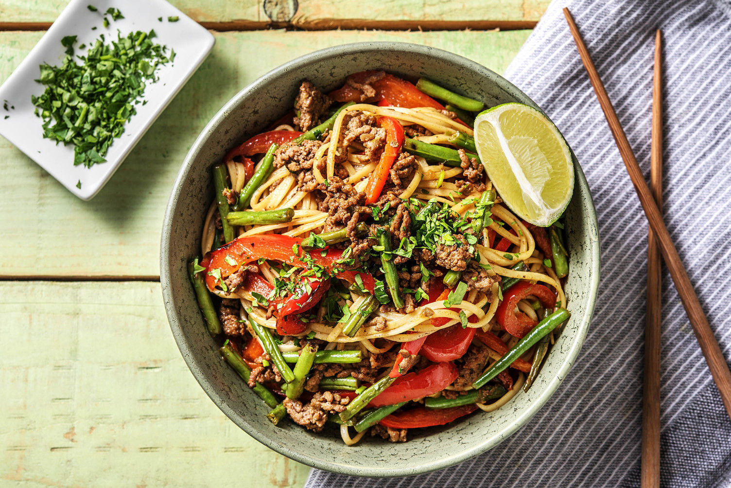 VE JUNE 2020 Ginger Beef Noodles Recipe | HelloFresh