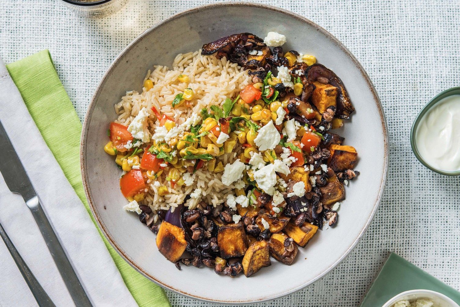 Plat péruvien à base de riz accompagné de patate douce et feta Recette ...