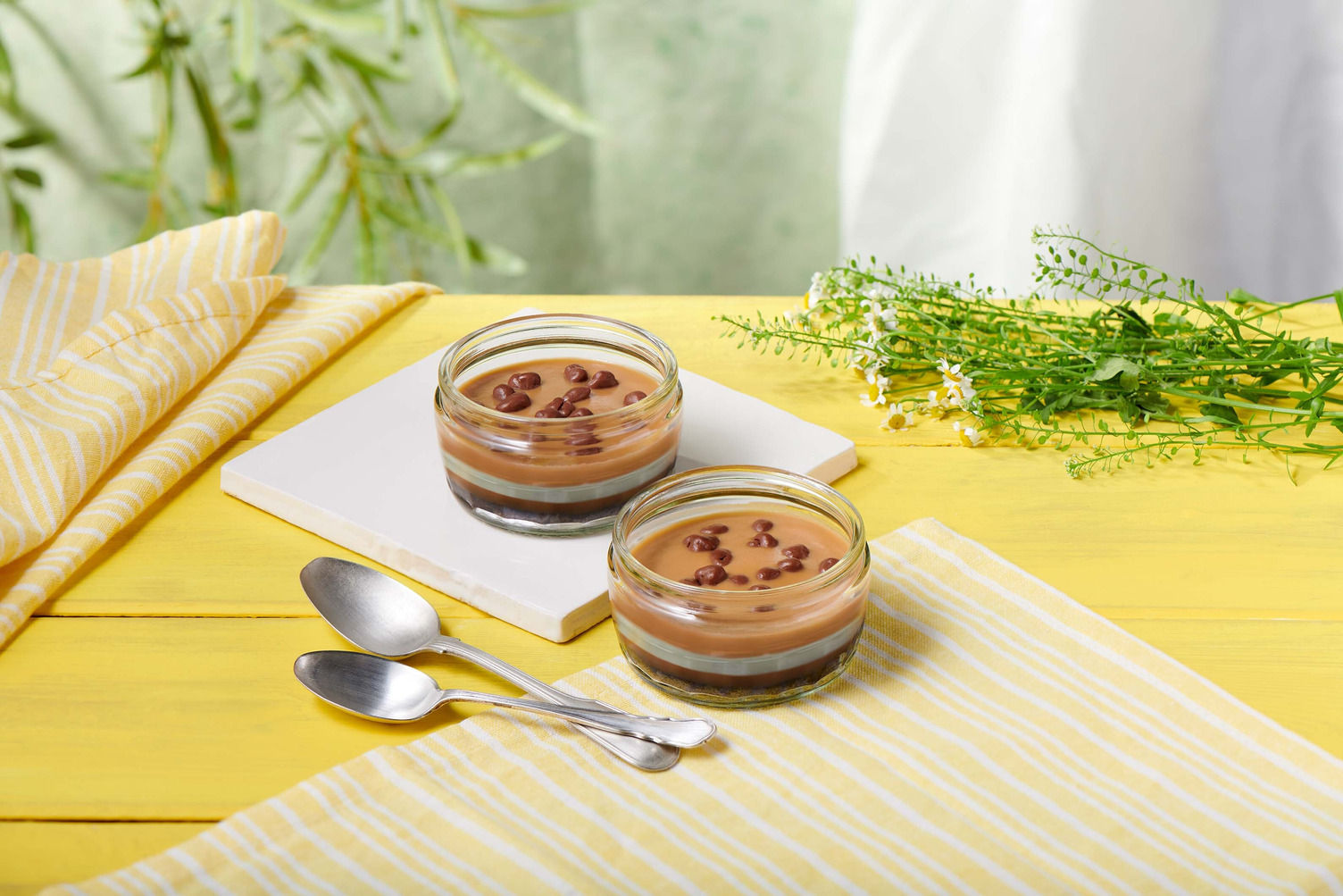 Gü Inspirations Chocolate & Honeycomb Desserts Recipe | HelloFresh