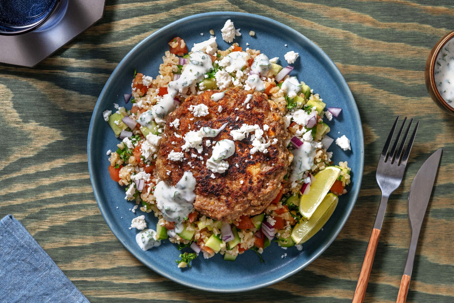 Köttfärsbiffar med grekisk salladsost | HelloFresh