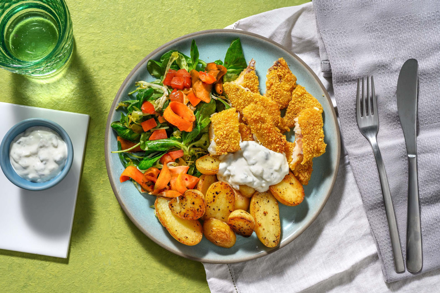 Merlu pané aux corn flakes et grenailles poêlées Recette | HelloFresh