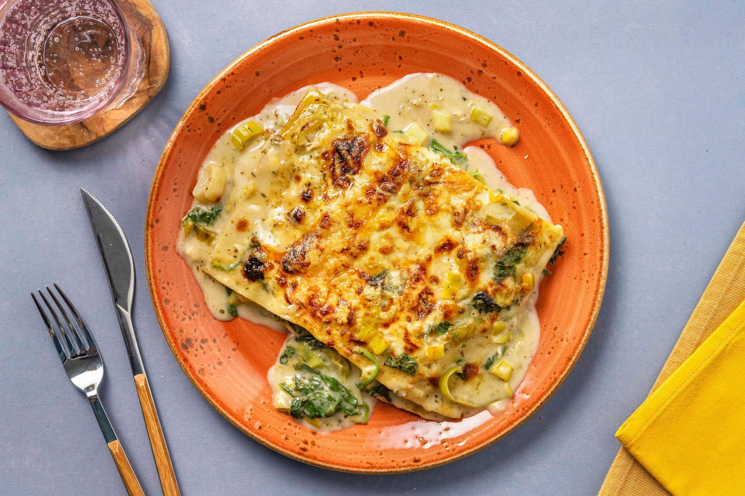 Lasagne poireaux & épinards Recette | HelloFresh