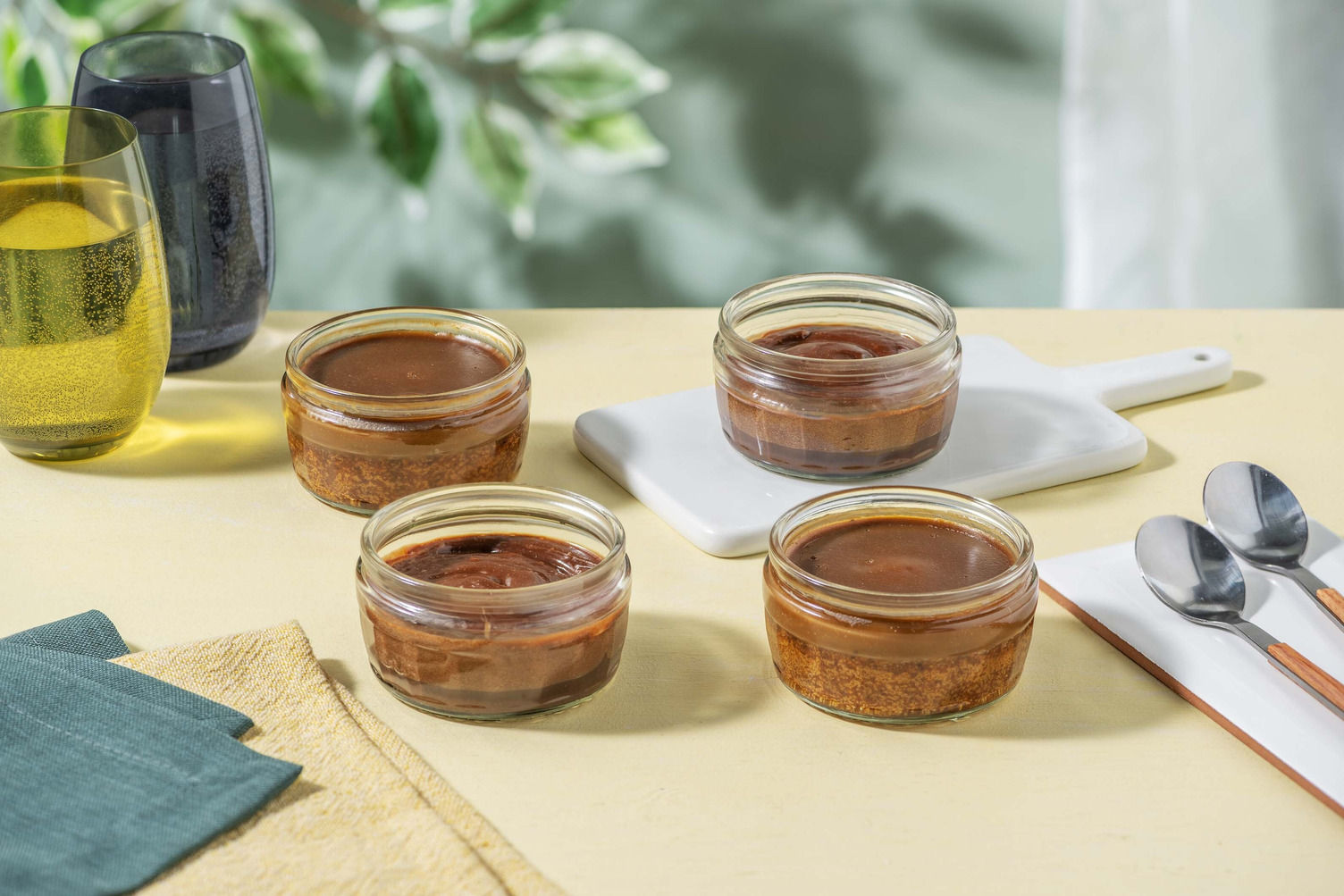 Gü Milk Chocolate Mousse and Hot Sticky Toffee Puddings Variety Bundle ...