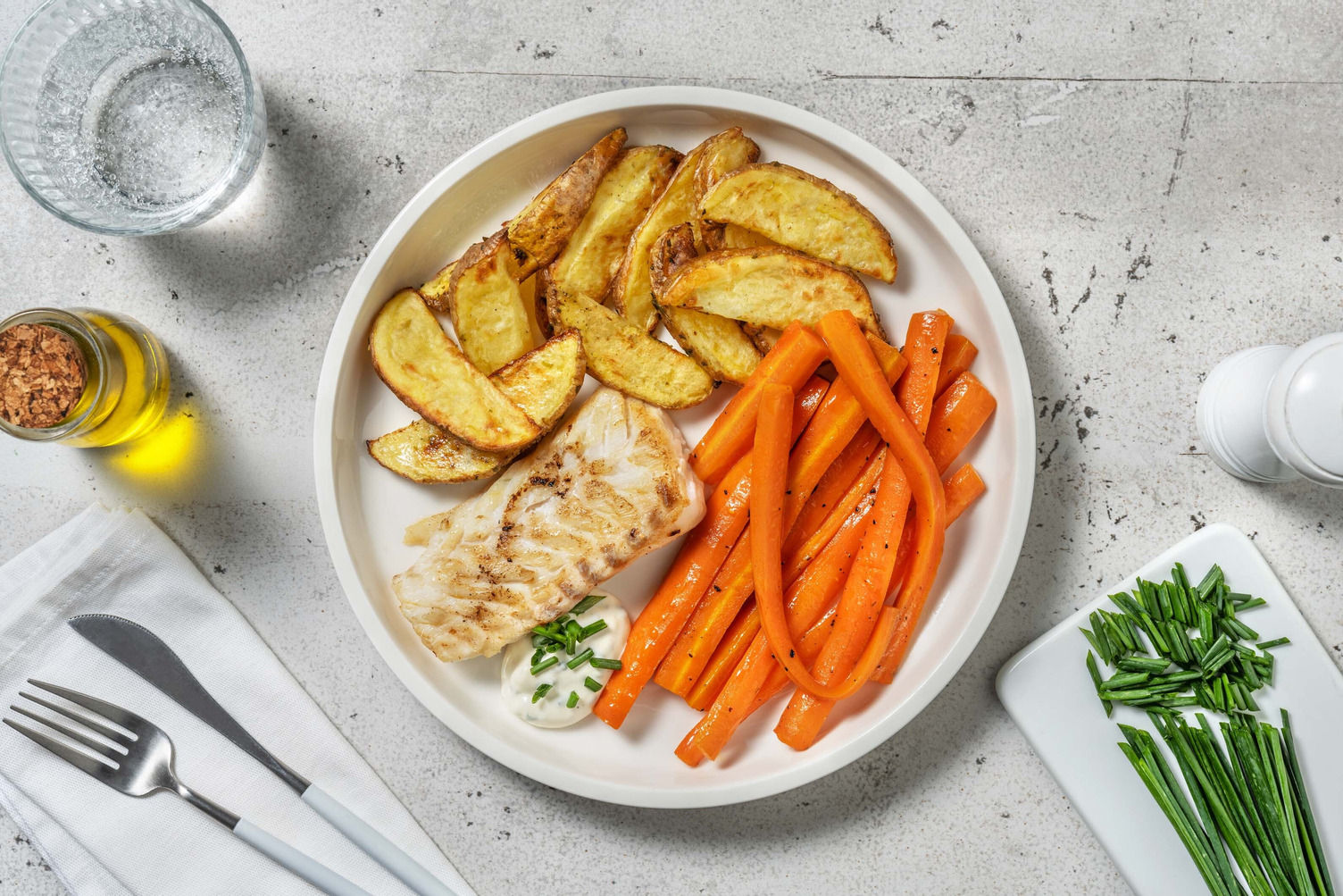 Roodbaars met bieslooksaus Recept | HelloFresh