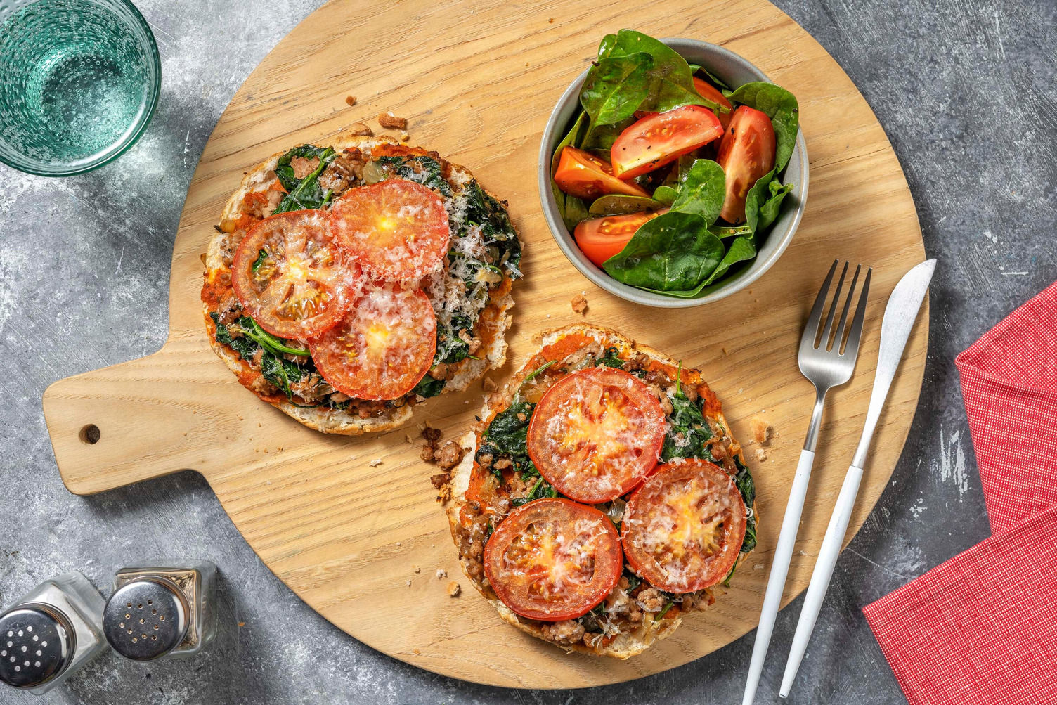 Toast de focaccia au poulet haché Recette | HelloFresh