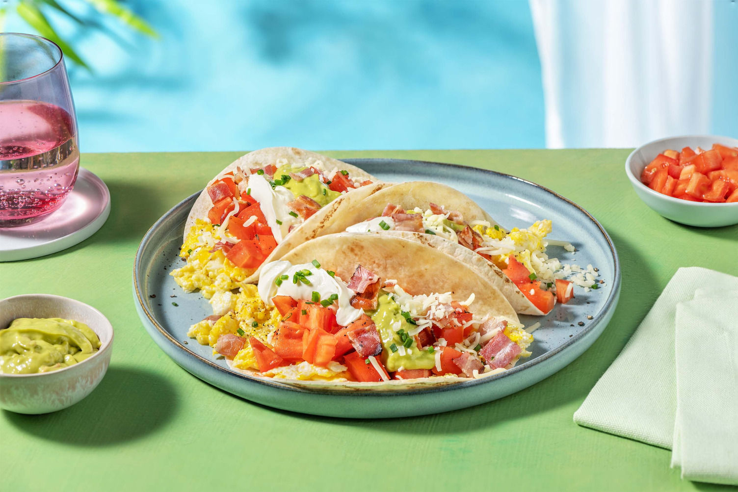 Brunch de tacos aux œufs brouillés et lard Recette | HelloFresh