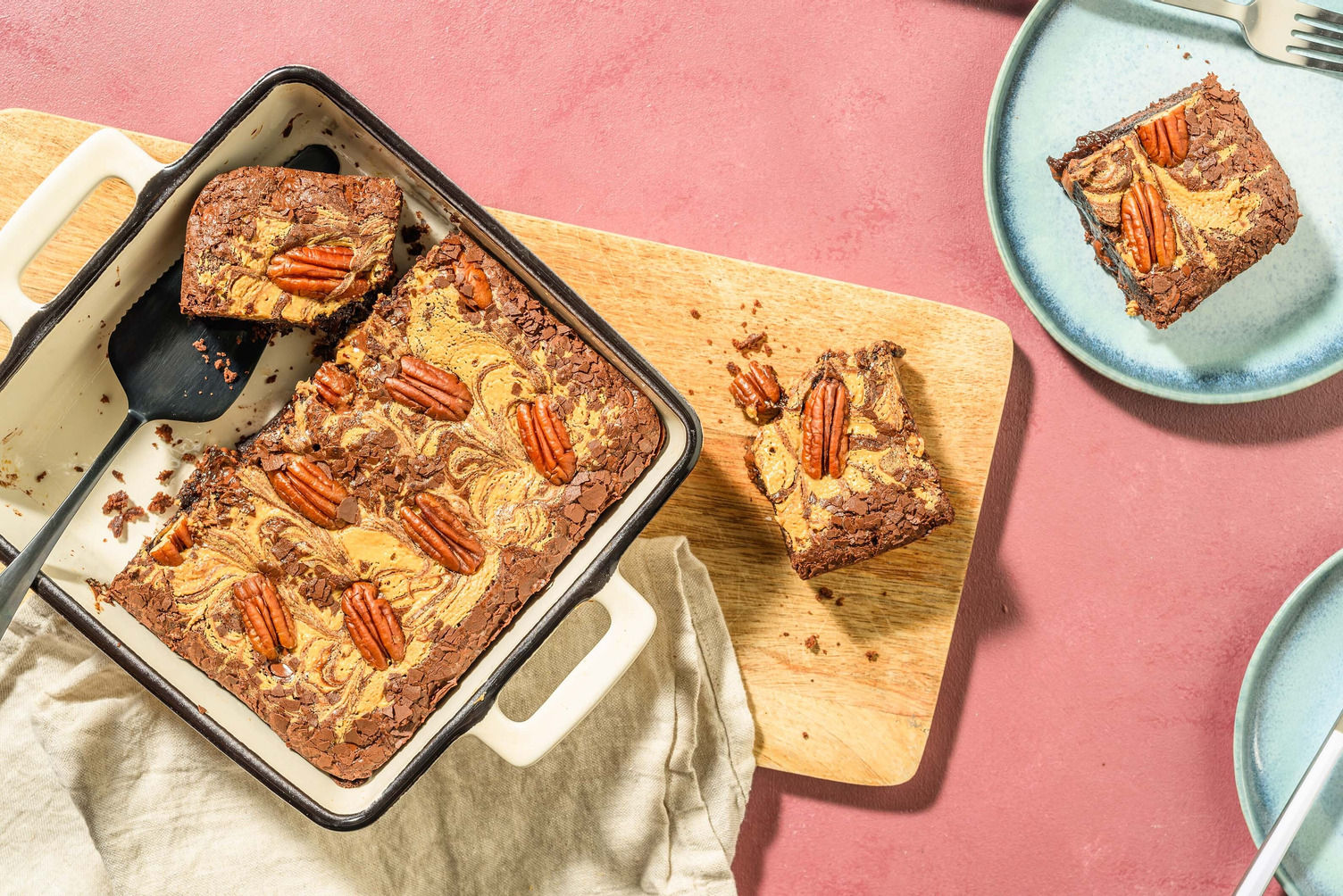 Schokoladiger Brownie mit Erdnussbutter-Swirl Rezept | HelloFresh