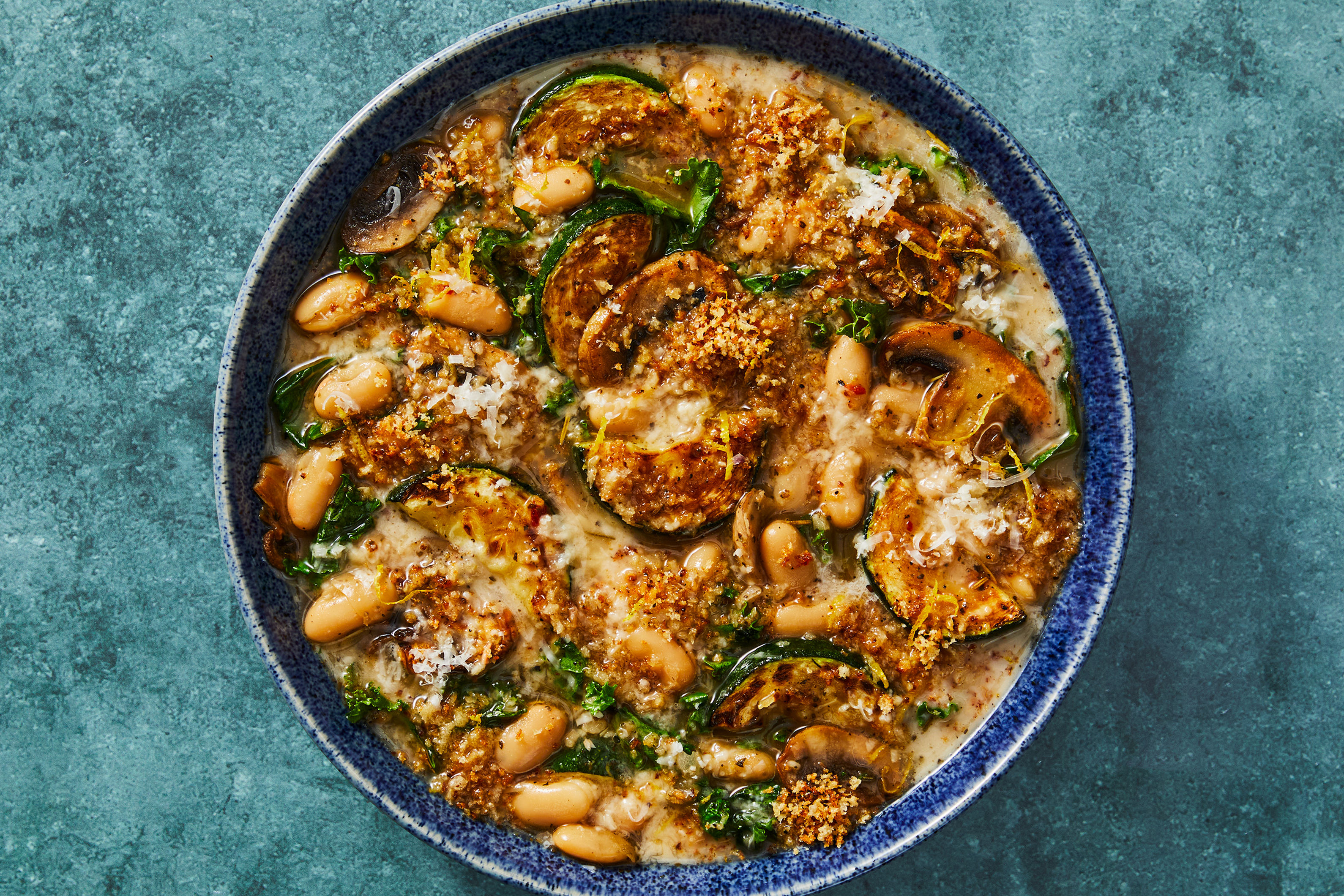 Tuscan White Bean & Kale Soup Recipe | HelloFresh