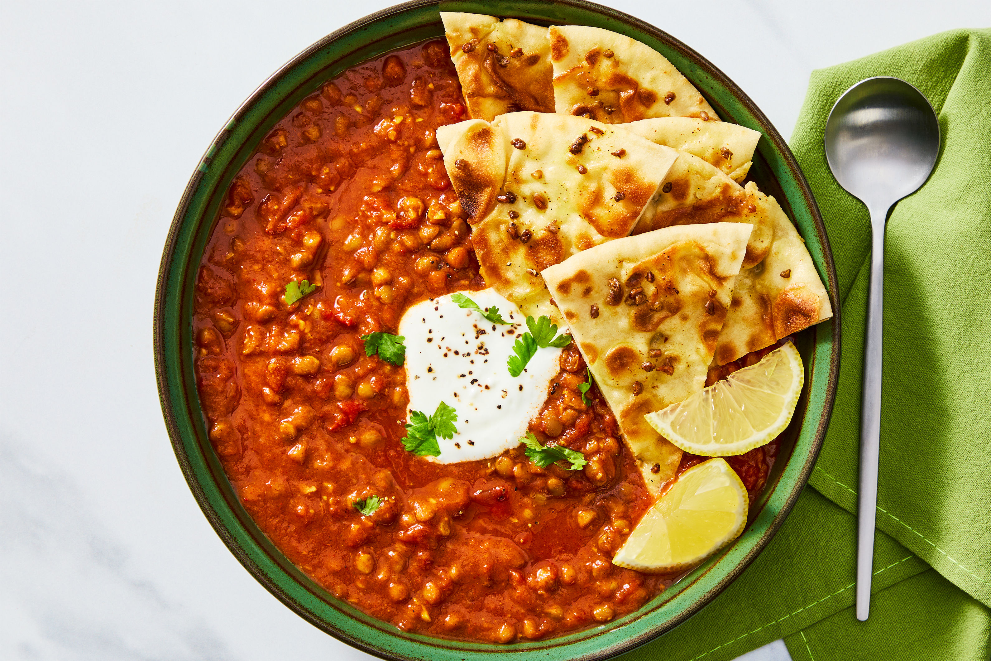 Lentil Dal, Beef & Spiced Butter Naan Recipe | HelloFresh