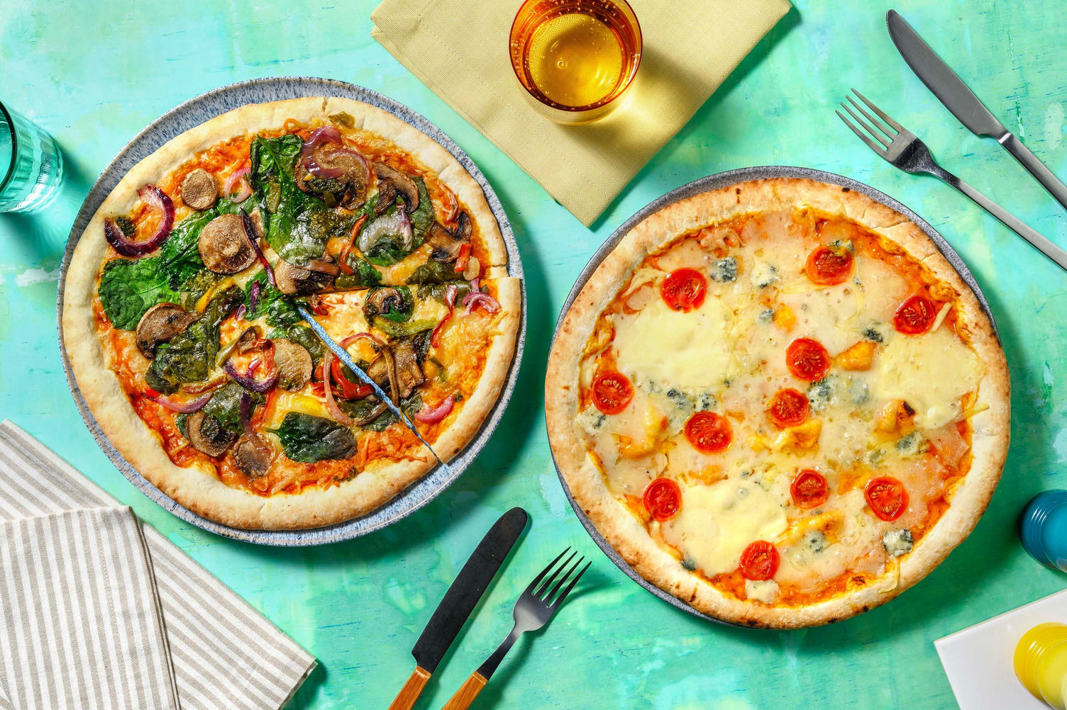 Pizza party - Vegetariana & 4 formaggi Recept | HelloFresh