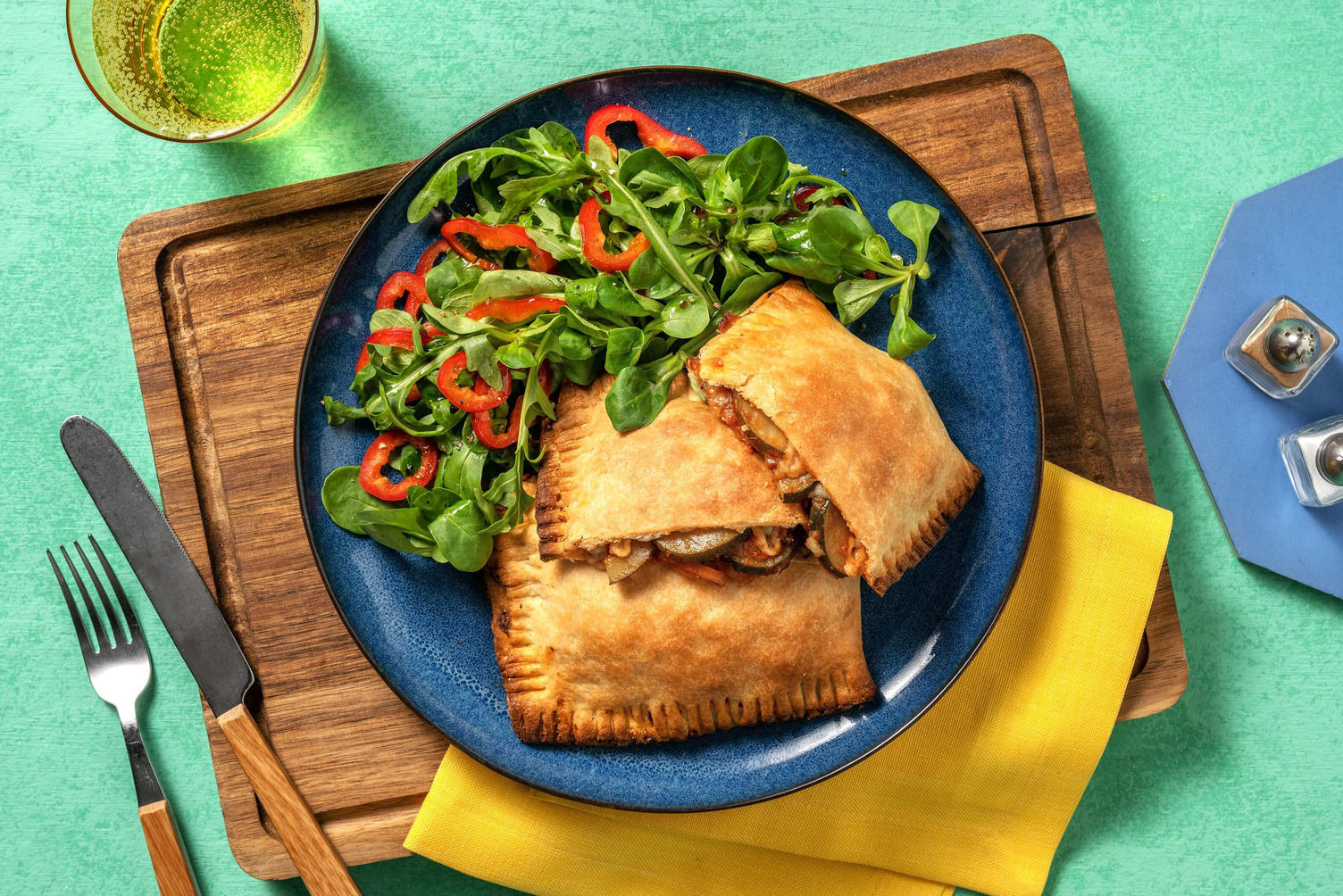 Calzones à la courgette et au fromage Recette | HelloFresh