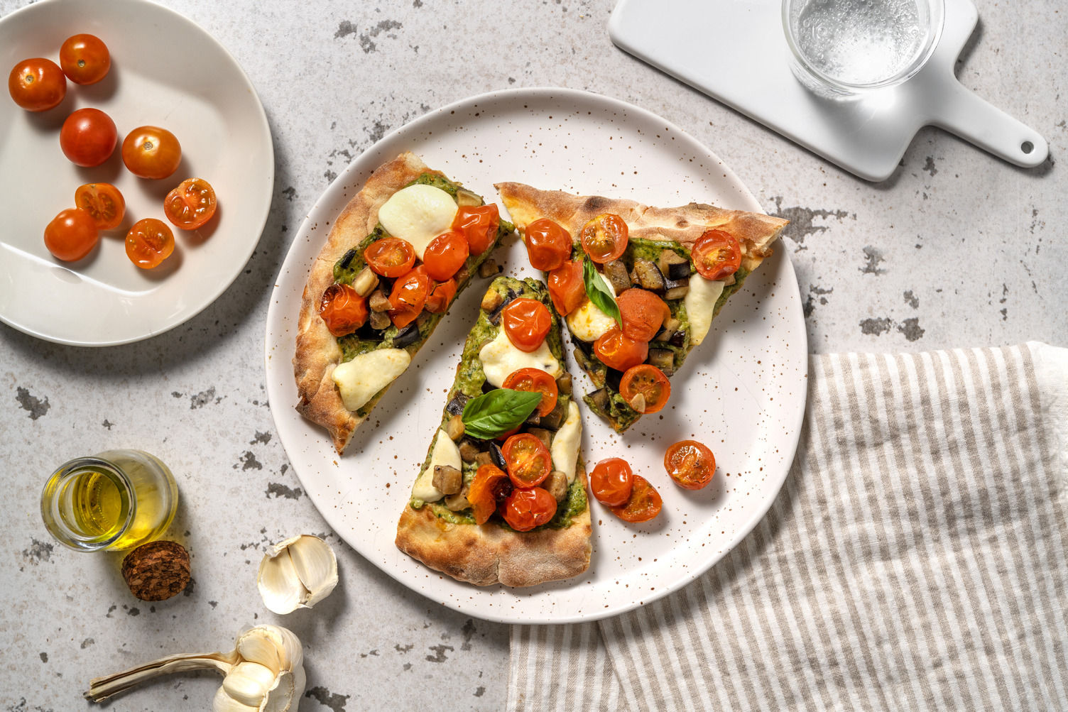 Pinsa parmigiana alle melanzane e mozzarella | HelloFresh