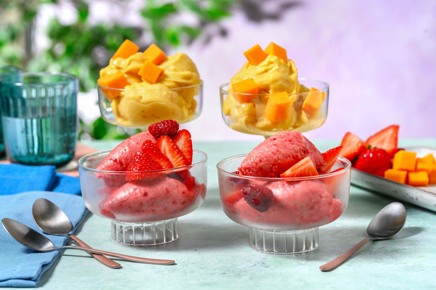 Zelfgemaakt sorbetijs | Twee zomerse smaken Recept | HelloFresh