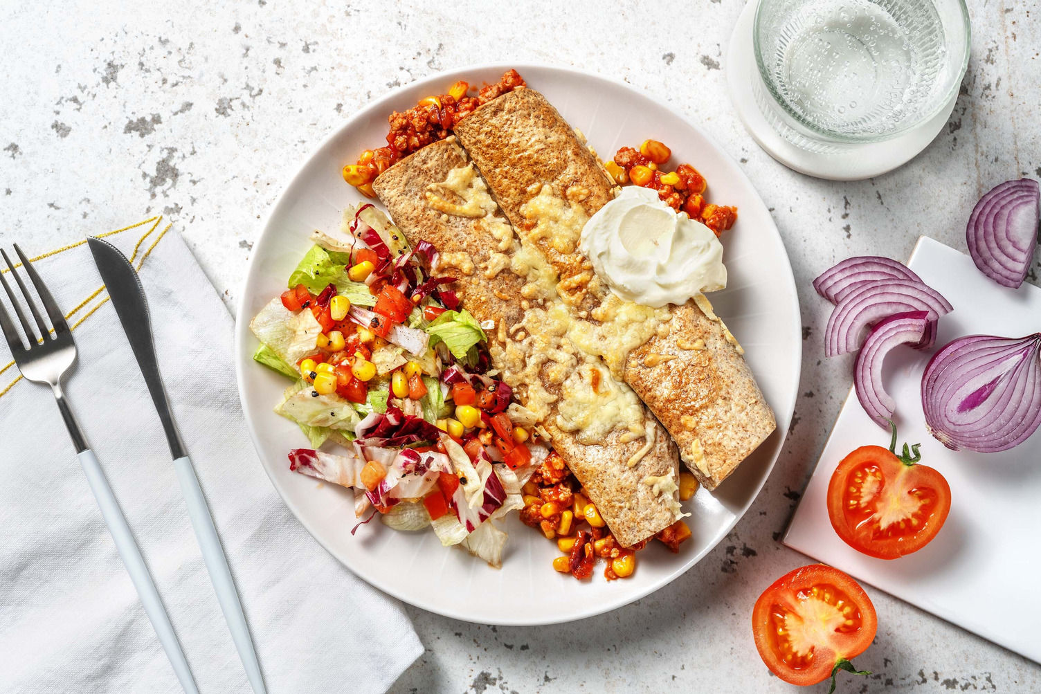 Enchilada's met kipgehakt Recept | HelloFresh
