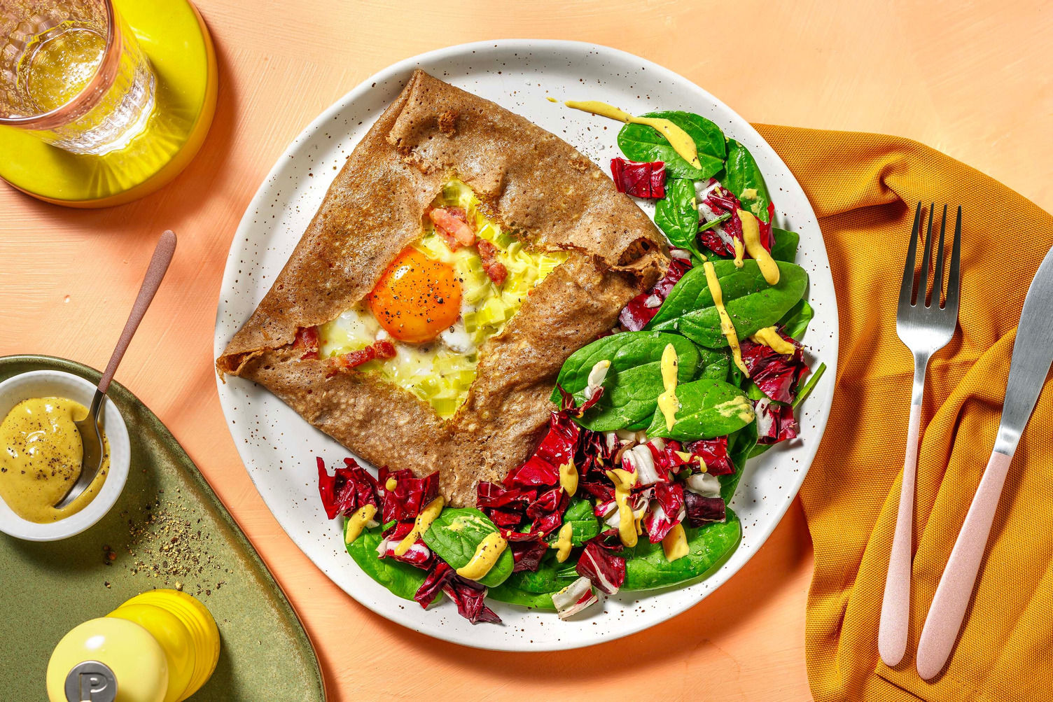 Galette de sarrasin, poireaux & lardons Recette | HelloFresh