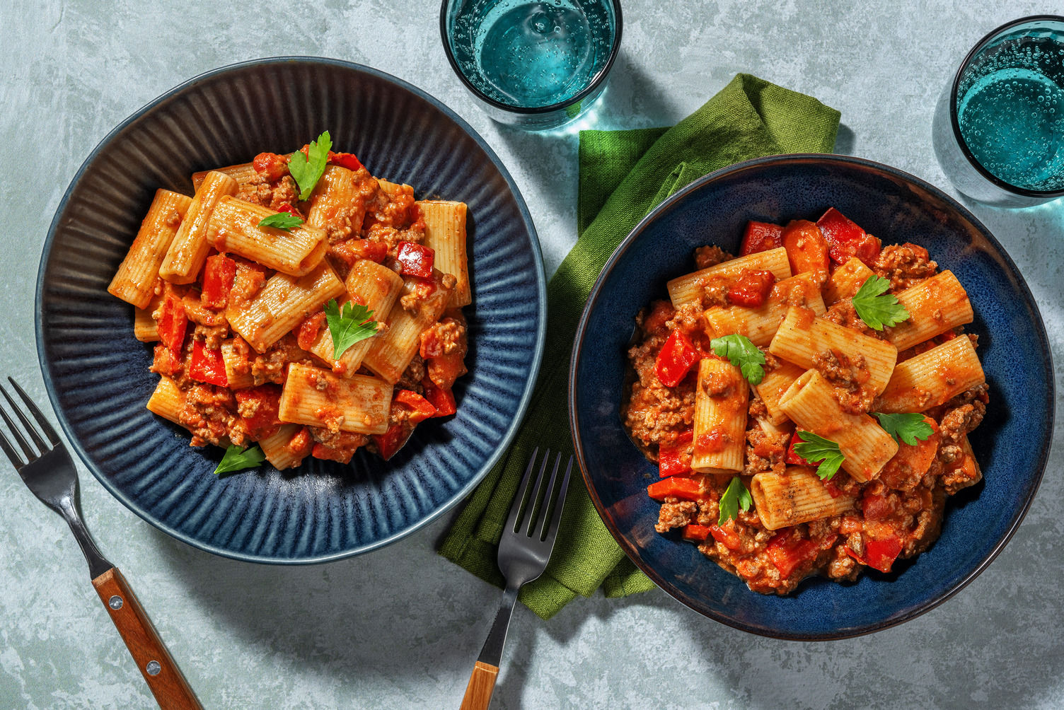 Smokey beef mince pasta Recept | HelloFresh