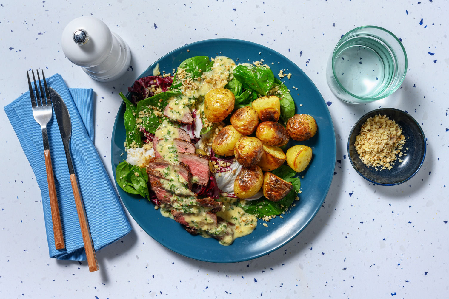 Pavé de bœuf & sauce secrète Recette | HelloFresh