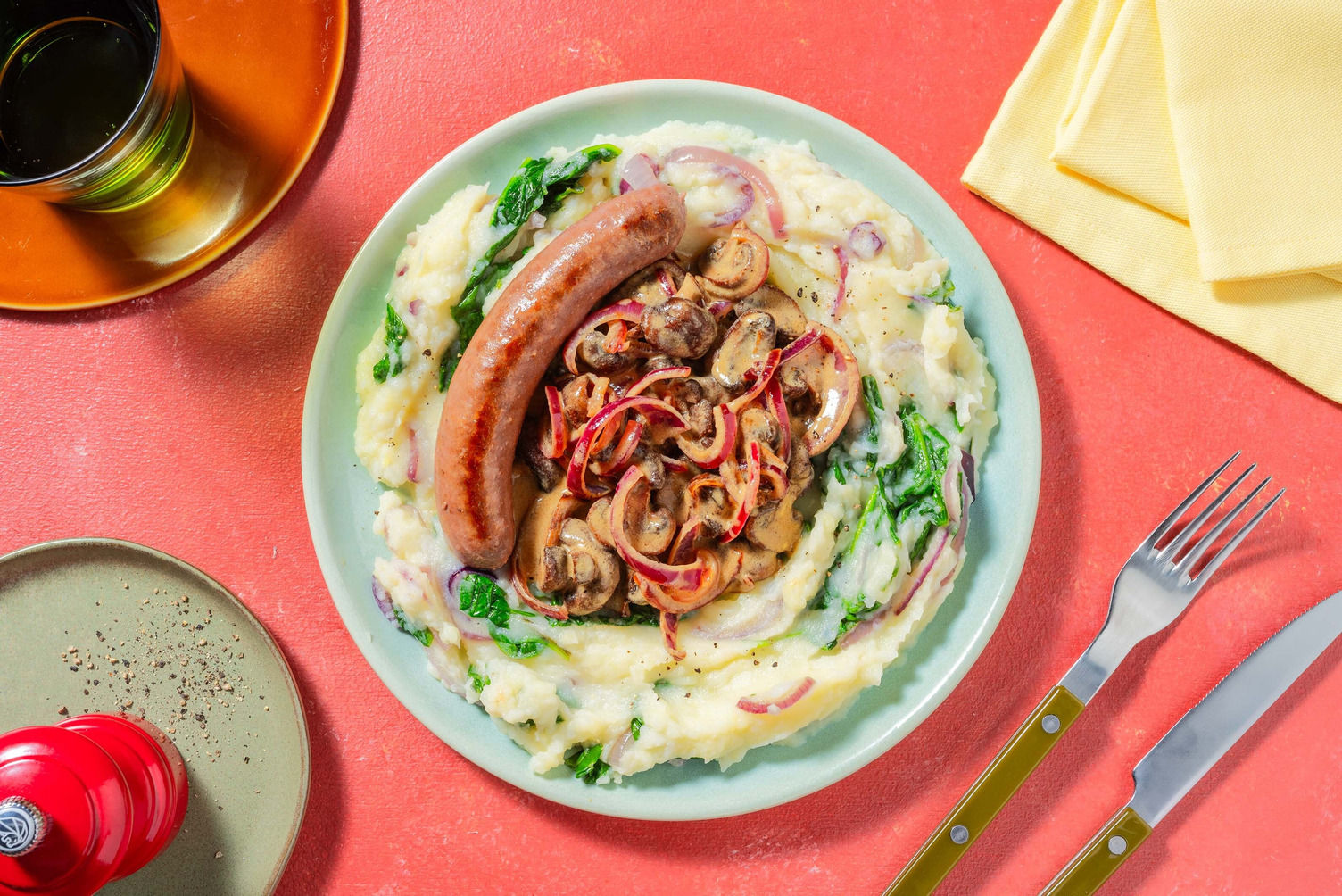 Celeriac & Spinach Stamppot with Farmer's Sausage Recept | HelloFresh