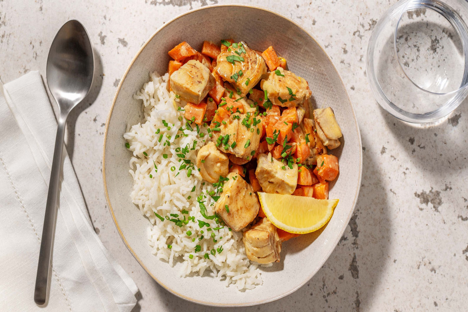 Cremiges Seelachs-Ragout mit Rüebli Rezept | HelloFresh