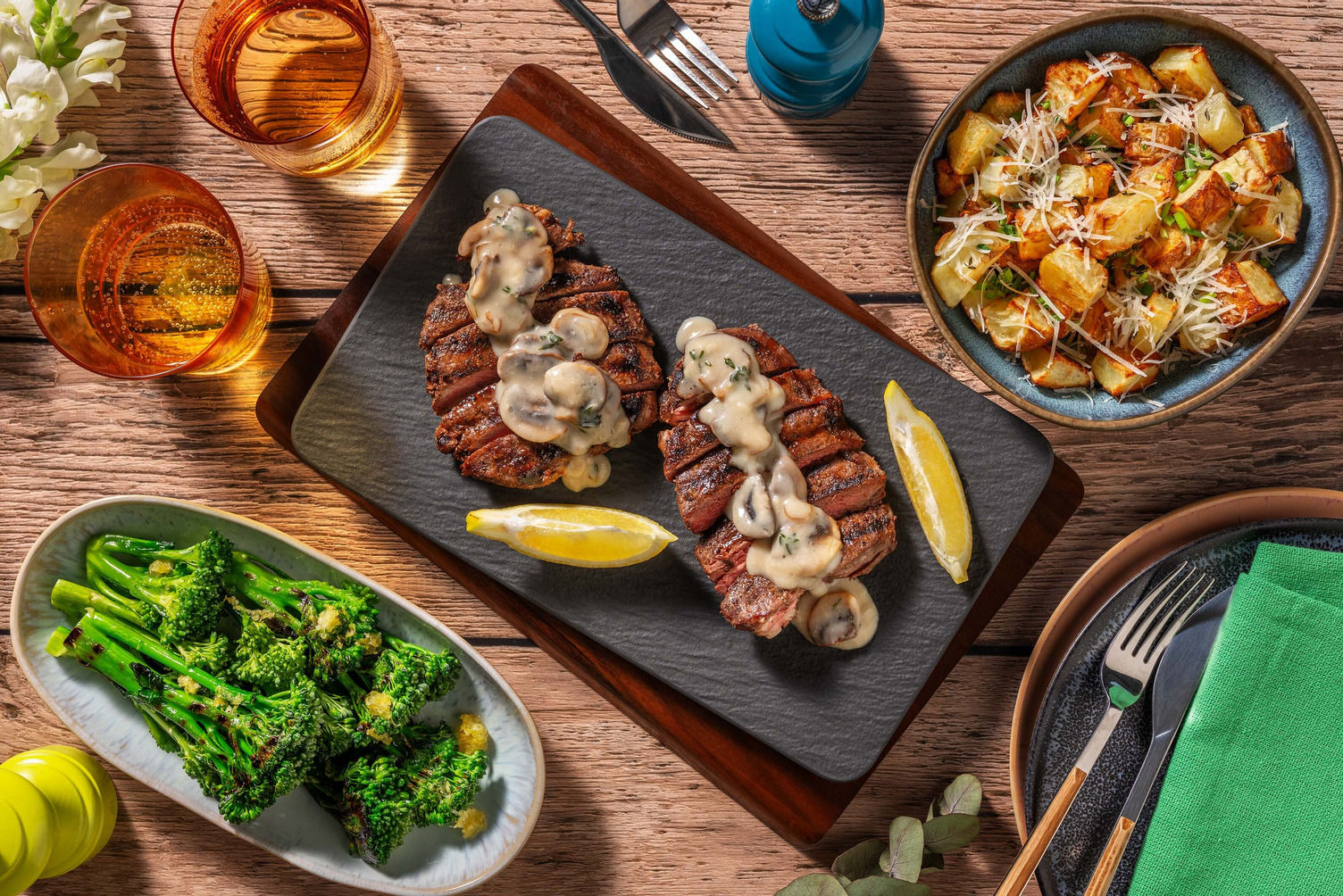 Mushroom Gravy-Smothered Steaks Recipe | HelloFresh