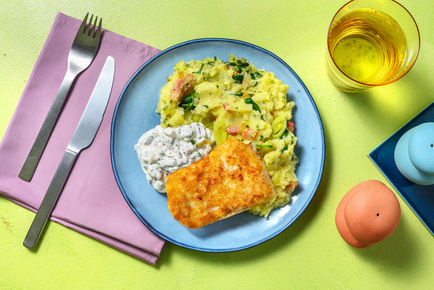 Cabillaud pané & sauce ravigote Recette | HelloFresh