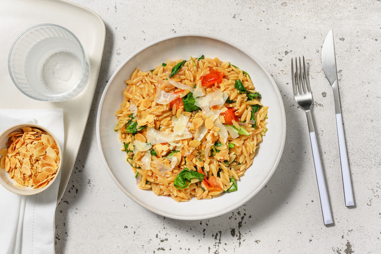 Orzo aux épinards & tomates cerises Recette | HelloFresh