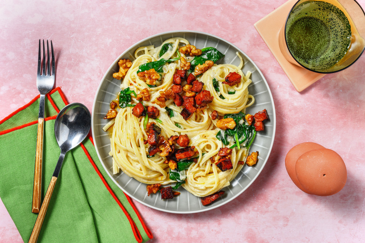 Spaghetti complets chorizo & crème à l'espagnole Recette | HelloFresh