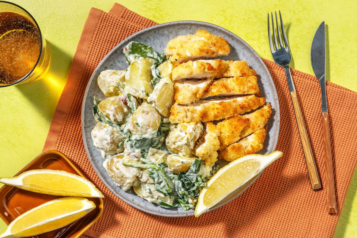 Gyllenstekt kycklingschnitzel Recept | HelloFresh