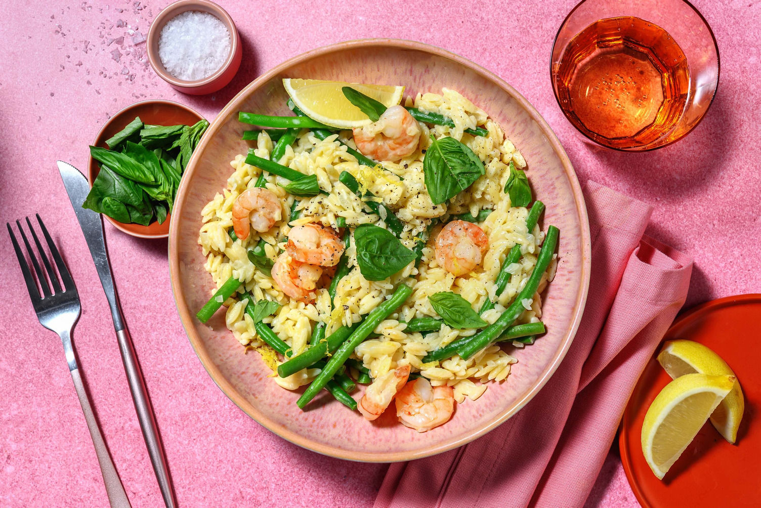 Garnelen auf Zitronen-Knoblauch-Orzo Rezept | HelloFresh