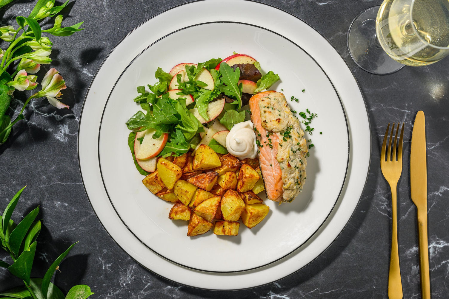 Orkney Crab and Chive Topped Salmon Recipe | HelloFresh