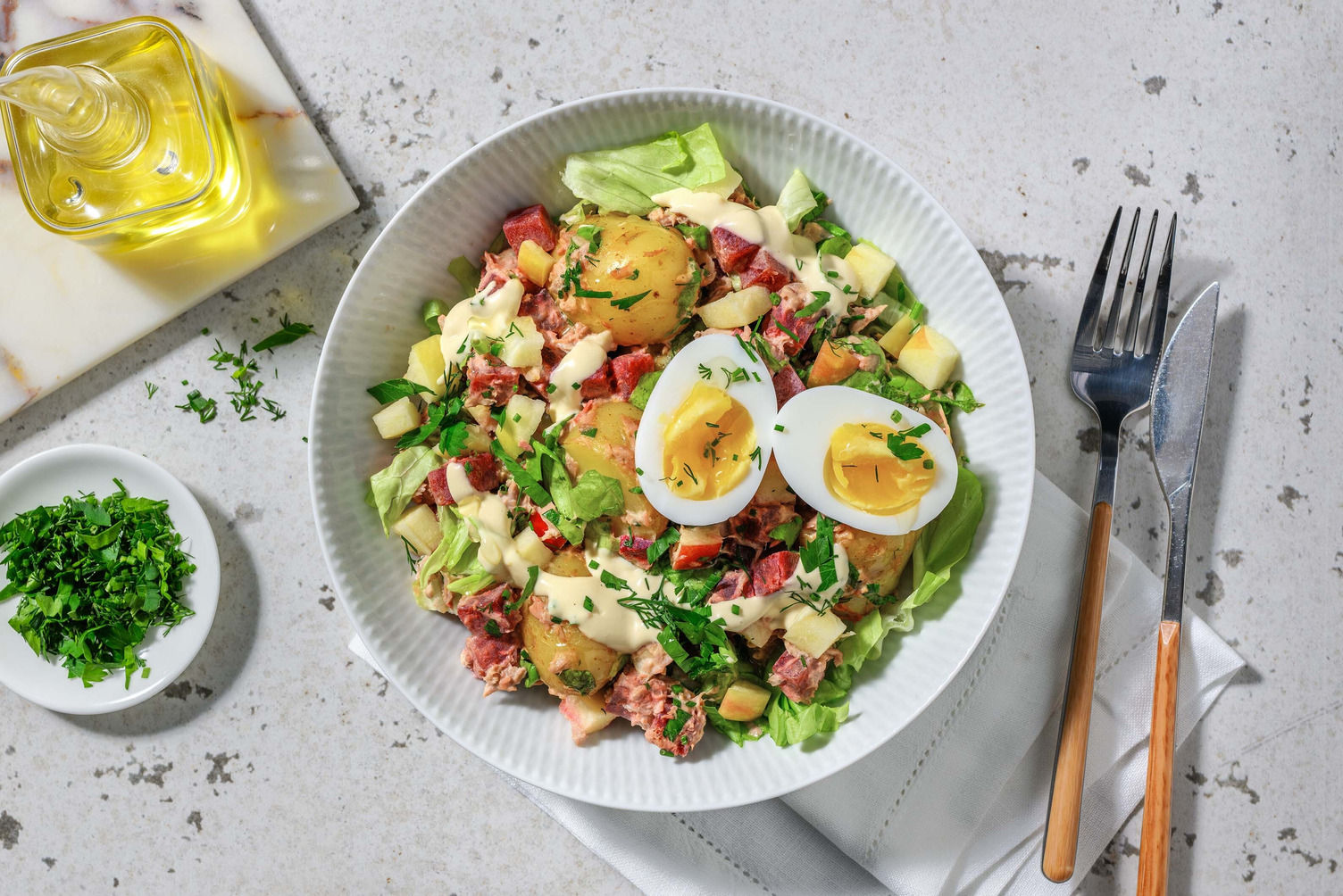 Salade de grenailles au thon, sauce au miel et à la moutarde Recette | HelloFresh