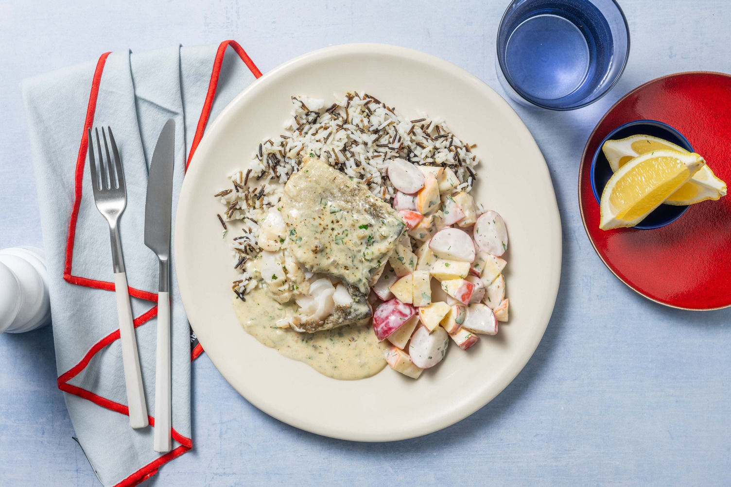 Skandi-Seehecht in Sahne-Senf-Soße Rezept | HelloFresh