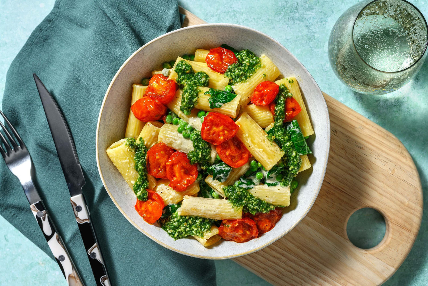 Creamy Veg Pesto Pasta Recipe | HelloFresh
