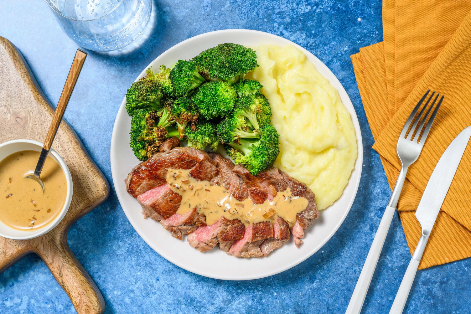 21 Day Aged Rump Steak and Peppercorn Sauce Recipe | HelloFresh