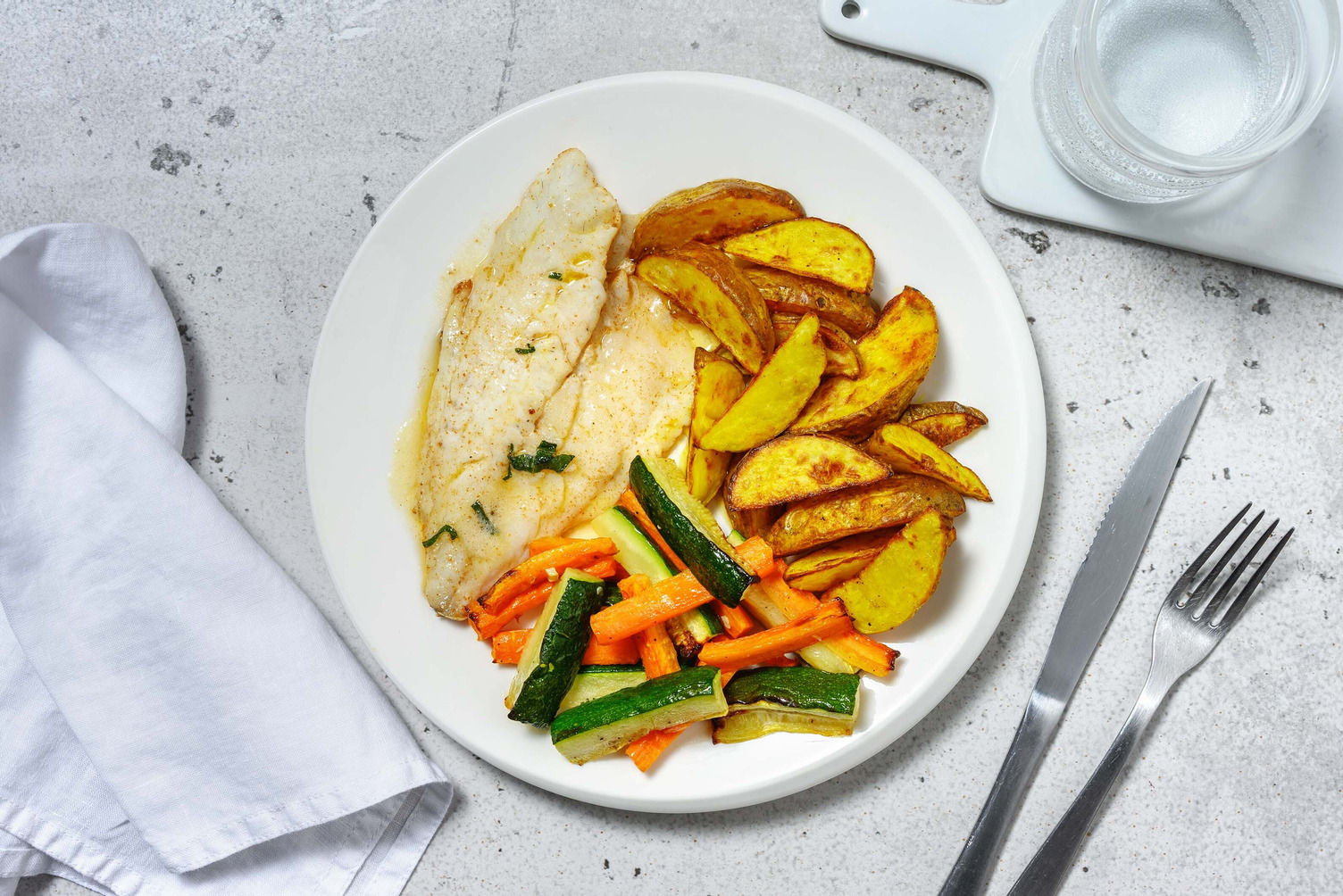 Gebakken dorade met zelfgemaakte salieboter Recept | HelloFresh