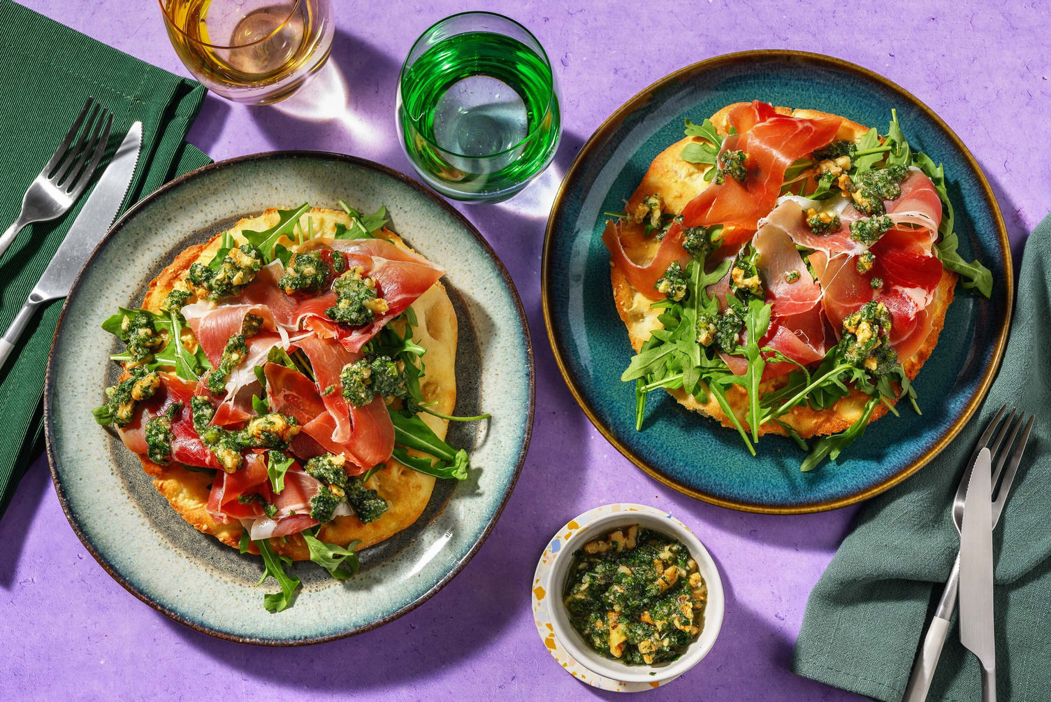 Prosciutto pita pizza | HelloFresh