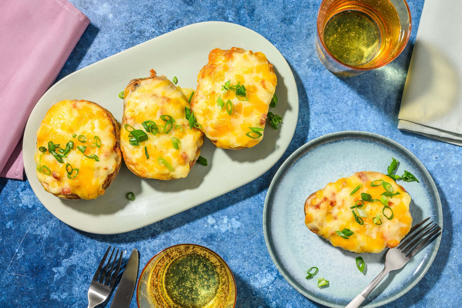 Pommes de terre farcies au fromage et au lard Recette | HelloFresh