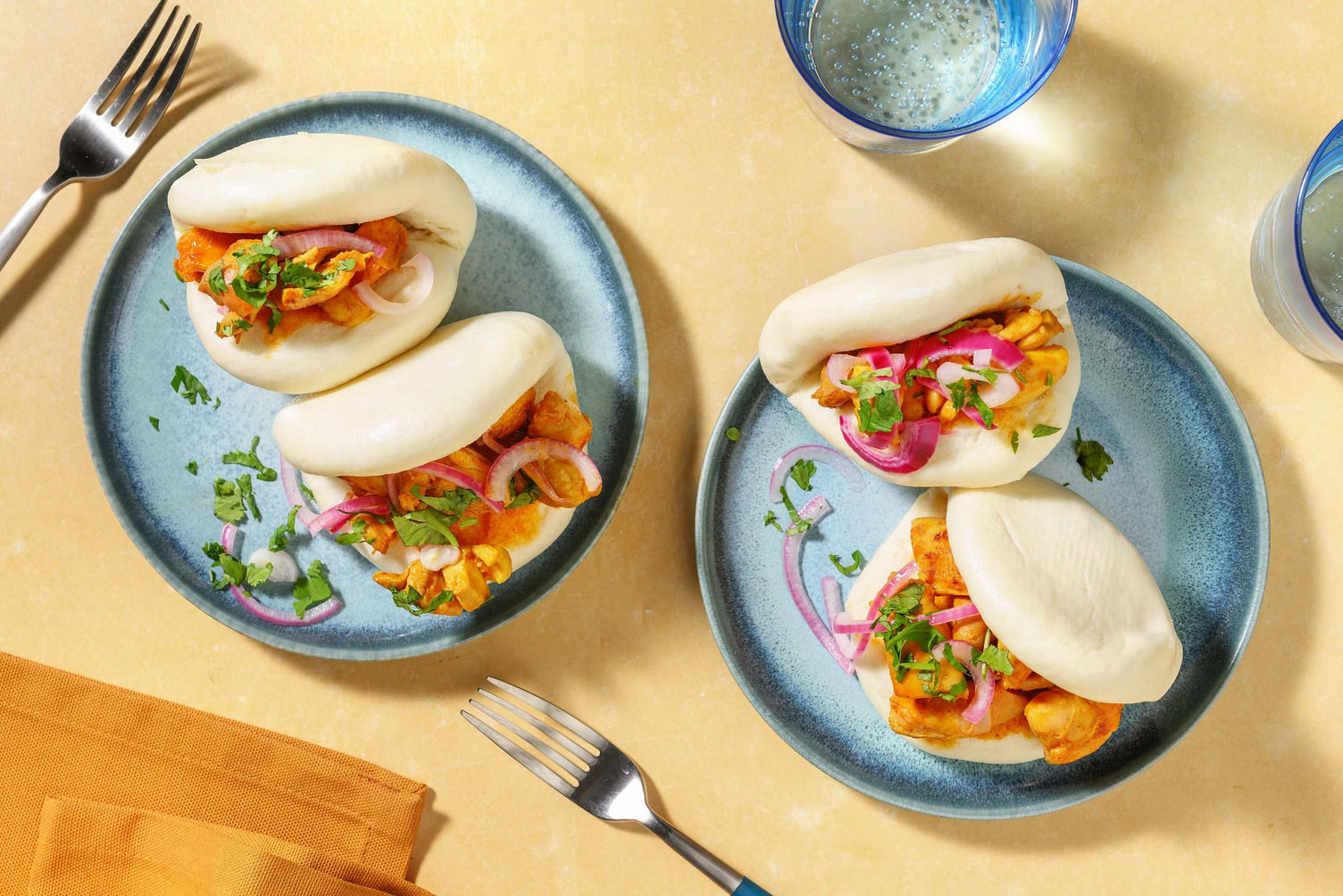 Fusion bao buns met butter chicken Recept | HelloFresh