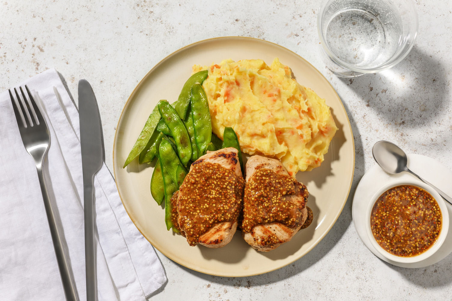 El completo: lomo de cerdo con salsa de su jugo | HelloFresh