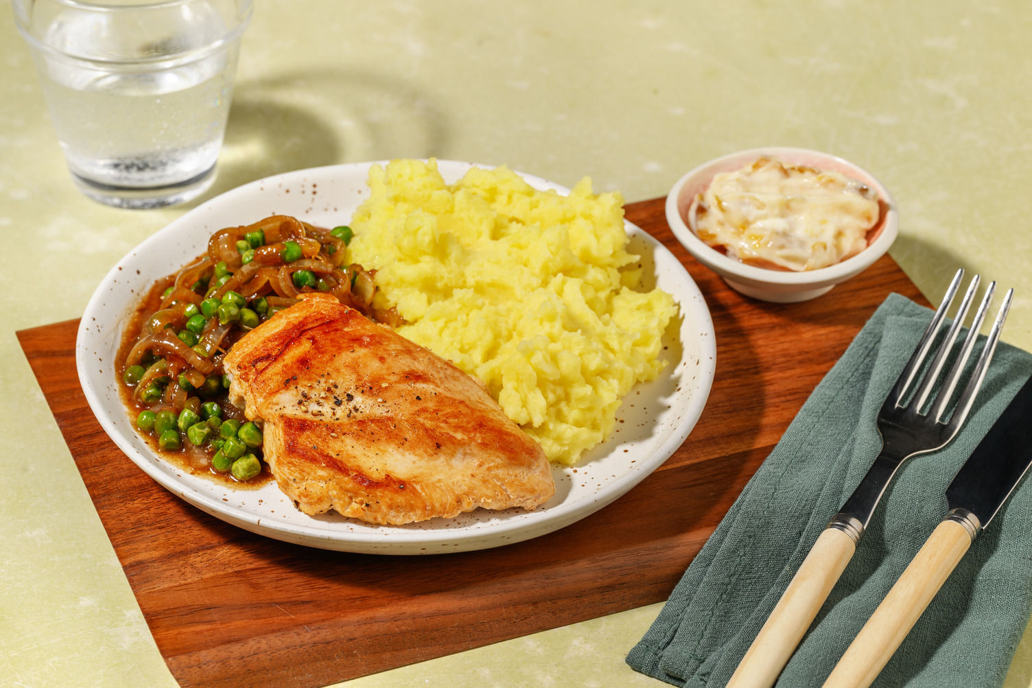 Pechuga de pollo con alioli de membrillo | HelloFresh