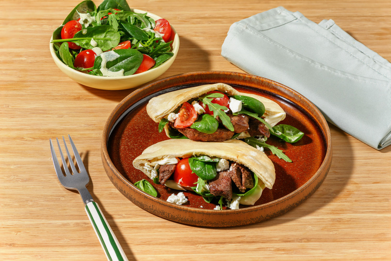 [Superquick] Mediterranean Beef & Fetta Pita Pockets Recipe | HelloFresh