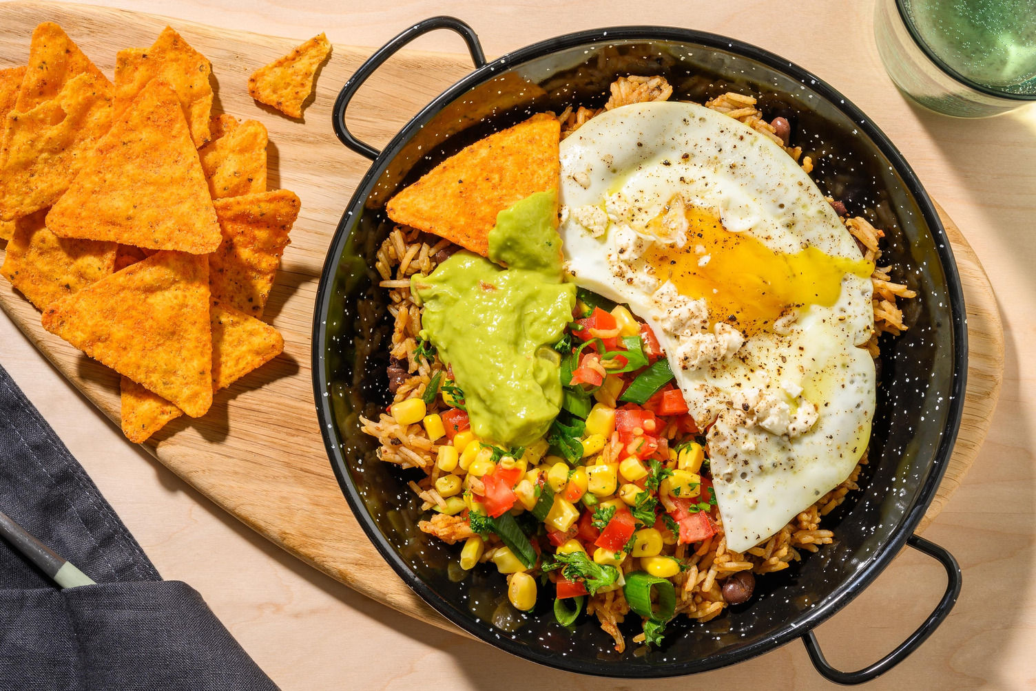 Huevos rancheros et chips de tortilla Recette | HelloFresh