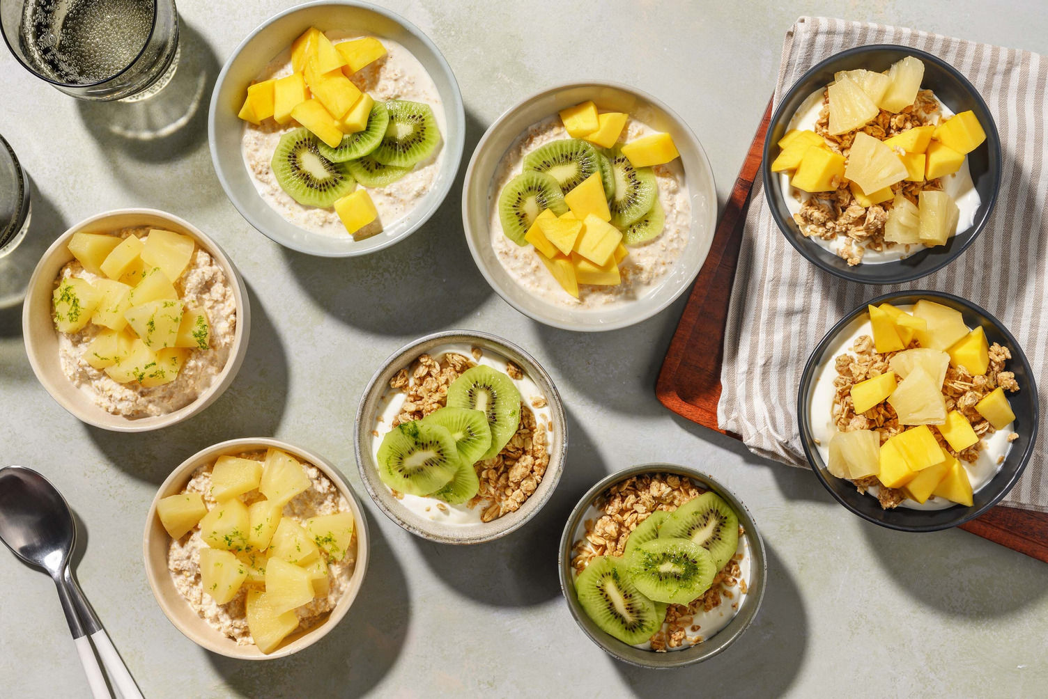 4 Day Tropical Breakfast Plan | 8 Granola and Oats Bowls Recipe | HelloFresh