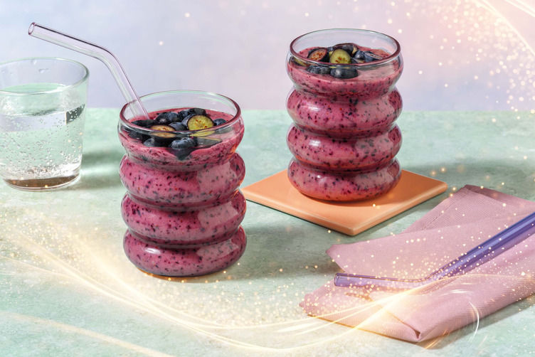 Blauw-wauw-bessen smoothie geïnspireerd op Stitch Recept | HelloFresh