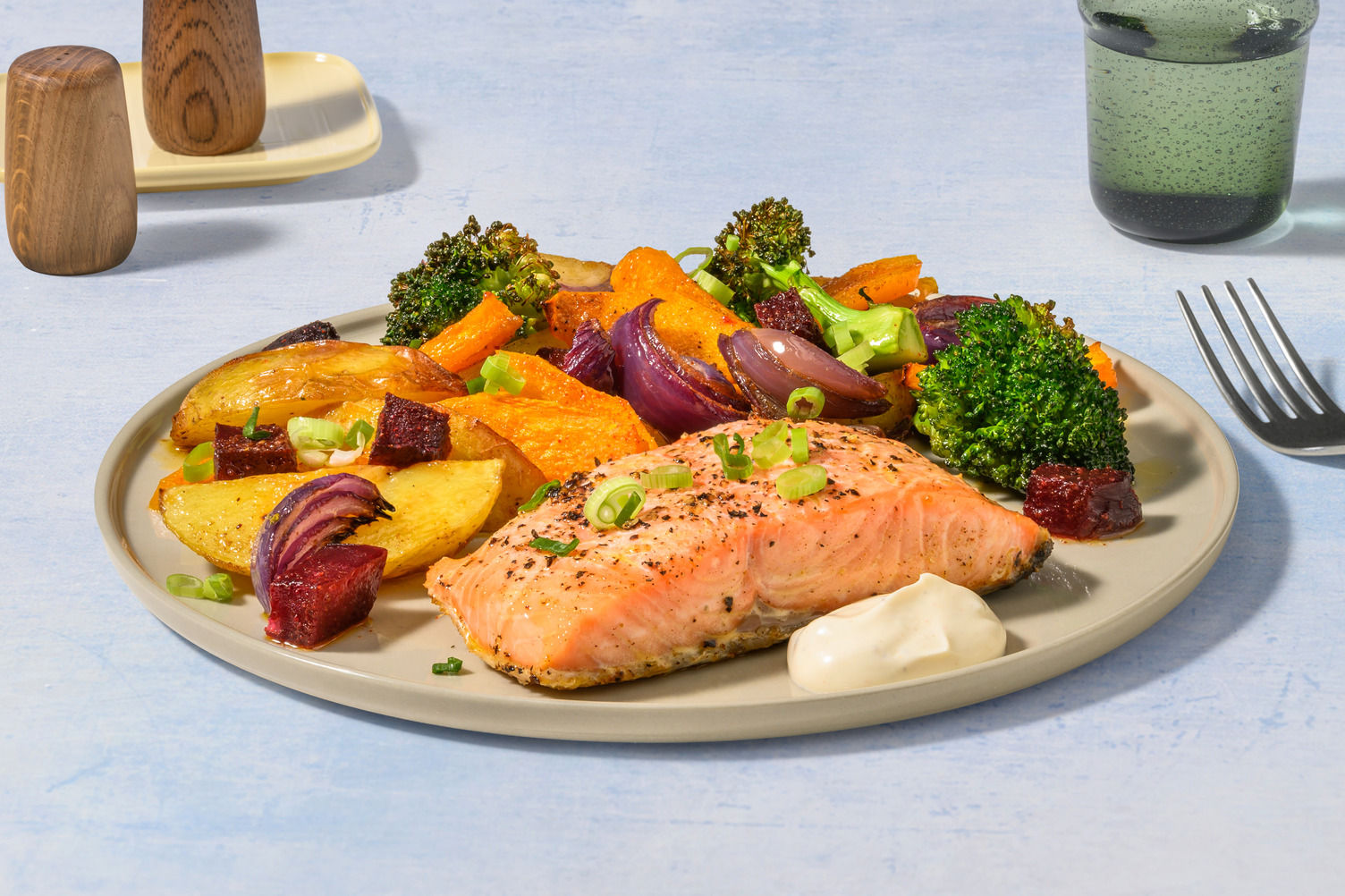 One-Tray Mumbai Salmon, Halloumi & Veggie Medley Recipe | HelloFresh