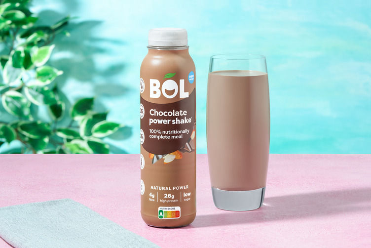 BOL Chocolate Power Shake Recipe | HelloFresh